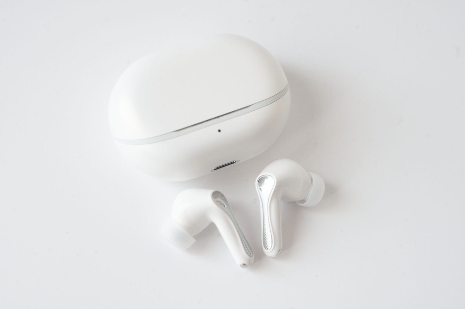 SOUNDPEATS から「Air5 Pro」登場。1万円を切るのにハイエンドな造りのイヤホンをレビュー！ | ガジェットイシュー | キミに ...