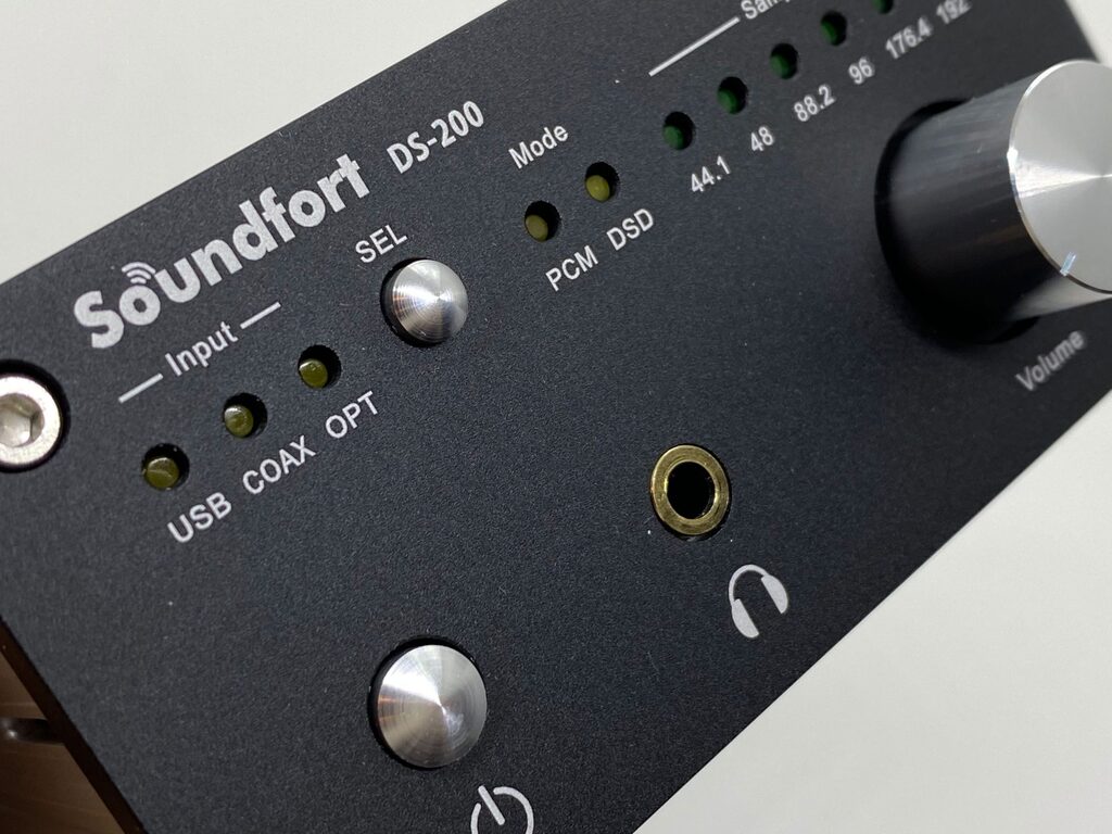 最新のUSB-DAC「DS-200」ハイエンドな作り込みが音楽好きを惹き付ける！レビュー！ | ガジェットイシュー | キミに刺さるガジェットレビューブログ